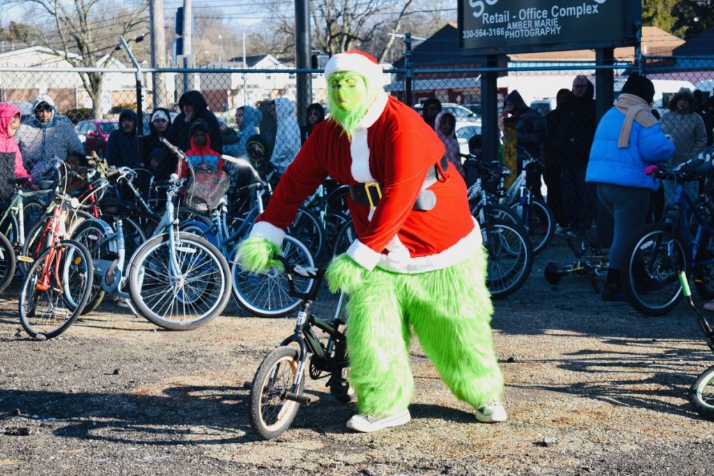 Season of giving: Hooker’s All Ohio Recovery has biggest bike, toy ...